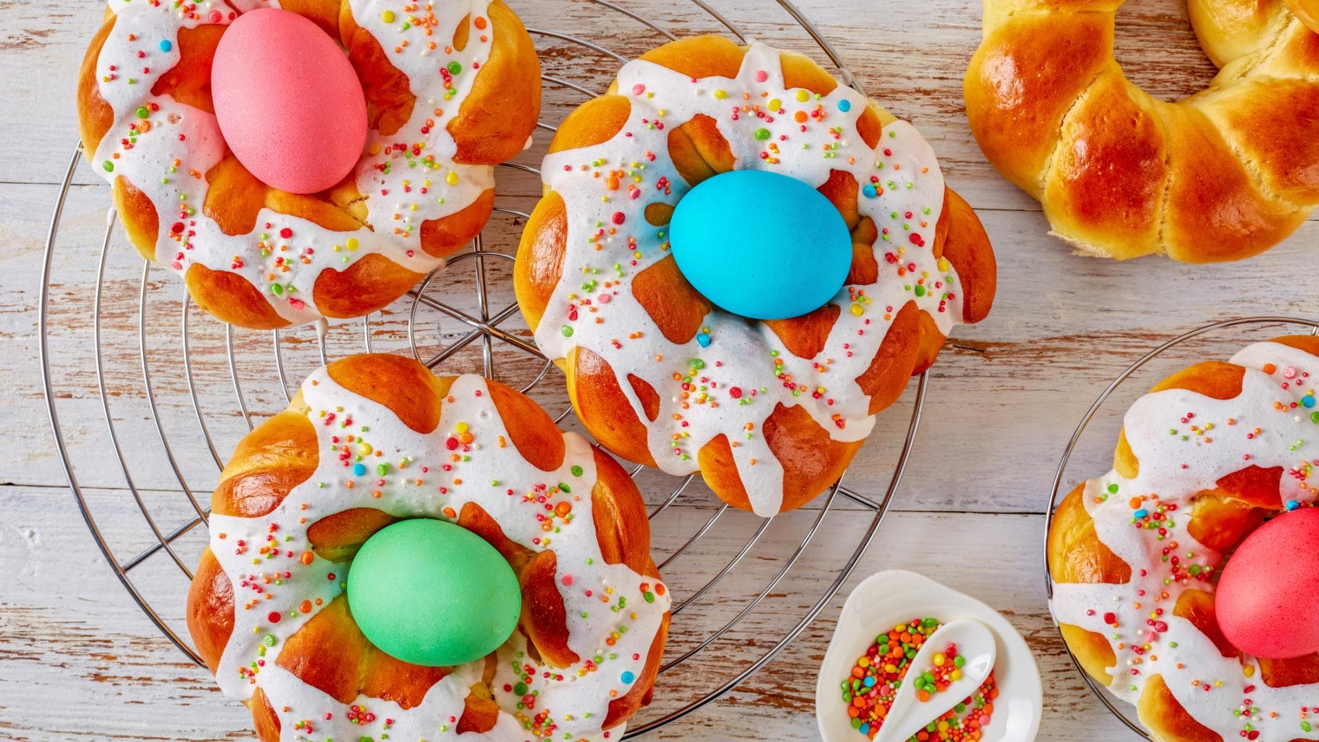 Backen zu Ostern mit Kindern: 8 schöne Rezepte