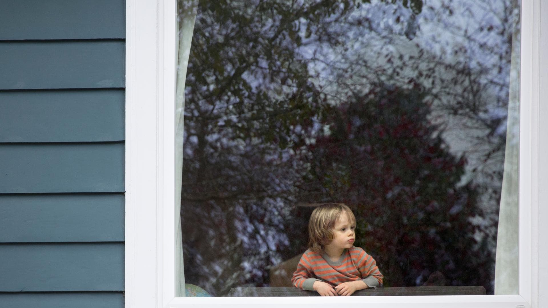 Ab wann darf man Kinder alleine zu Hause lassen?